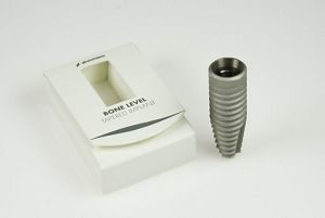 Bone Level Tapered Implant - 5:1 Model | Straumann Group - Straumann Global Distributor