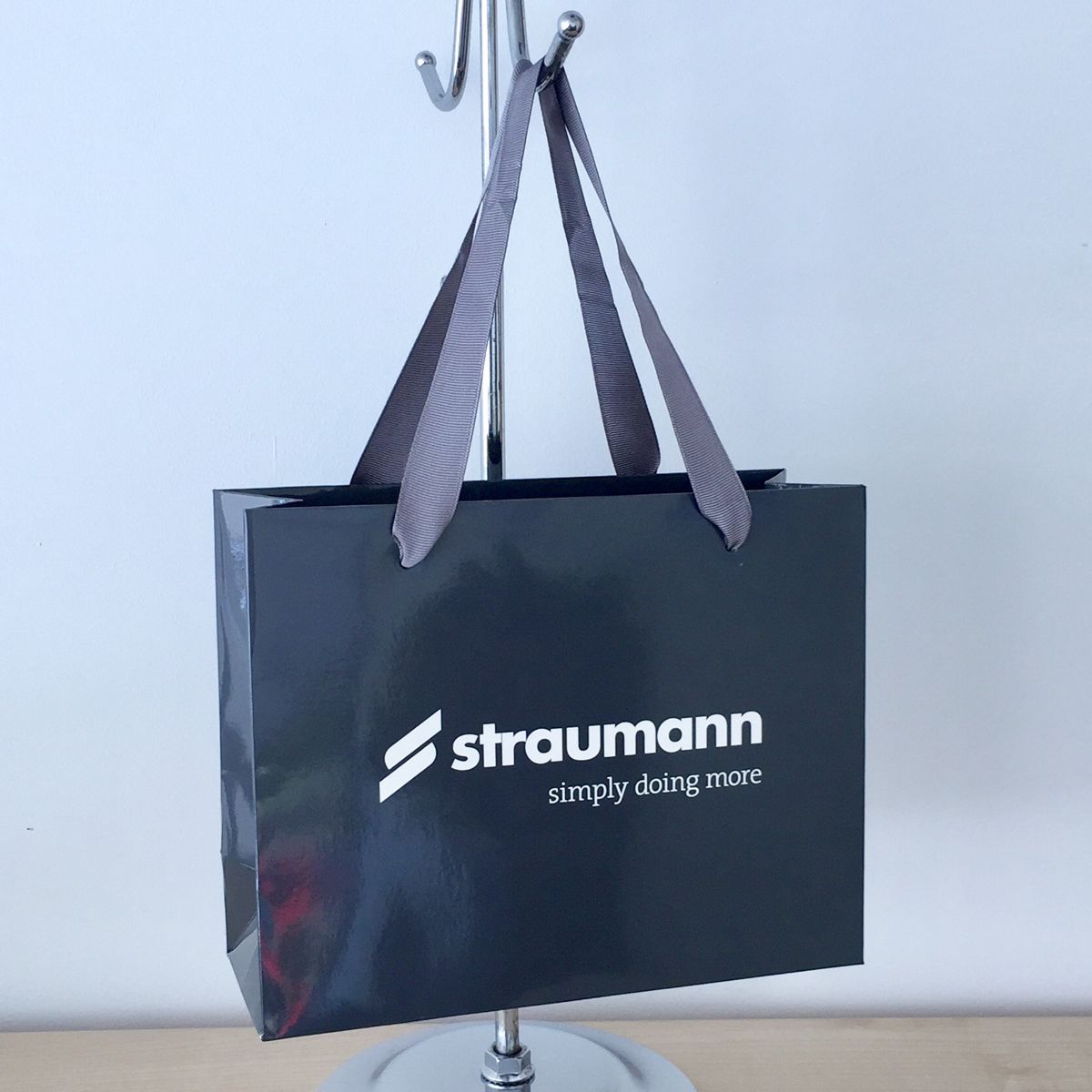 Post Op Bag | Straumann Group - Straumann United Kingdom & Ireland